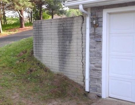 Bowing Walls & Structural Basement Wall Issues l FSM